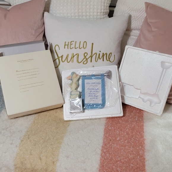 Hallmark | Other | Nwt Hallmark Keepsake Baby Boy Announcement Frame ...